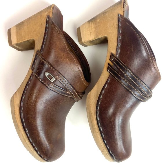 Vibram | Shoes | Vintage 97s Brown Leather Clog Shoes Womens Size 6 ...